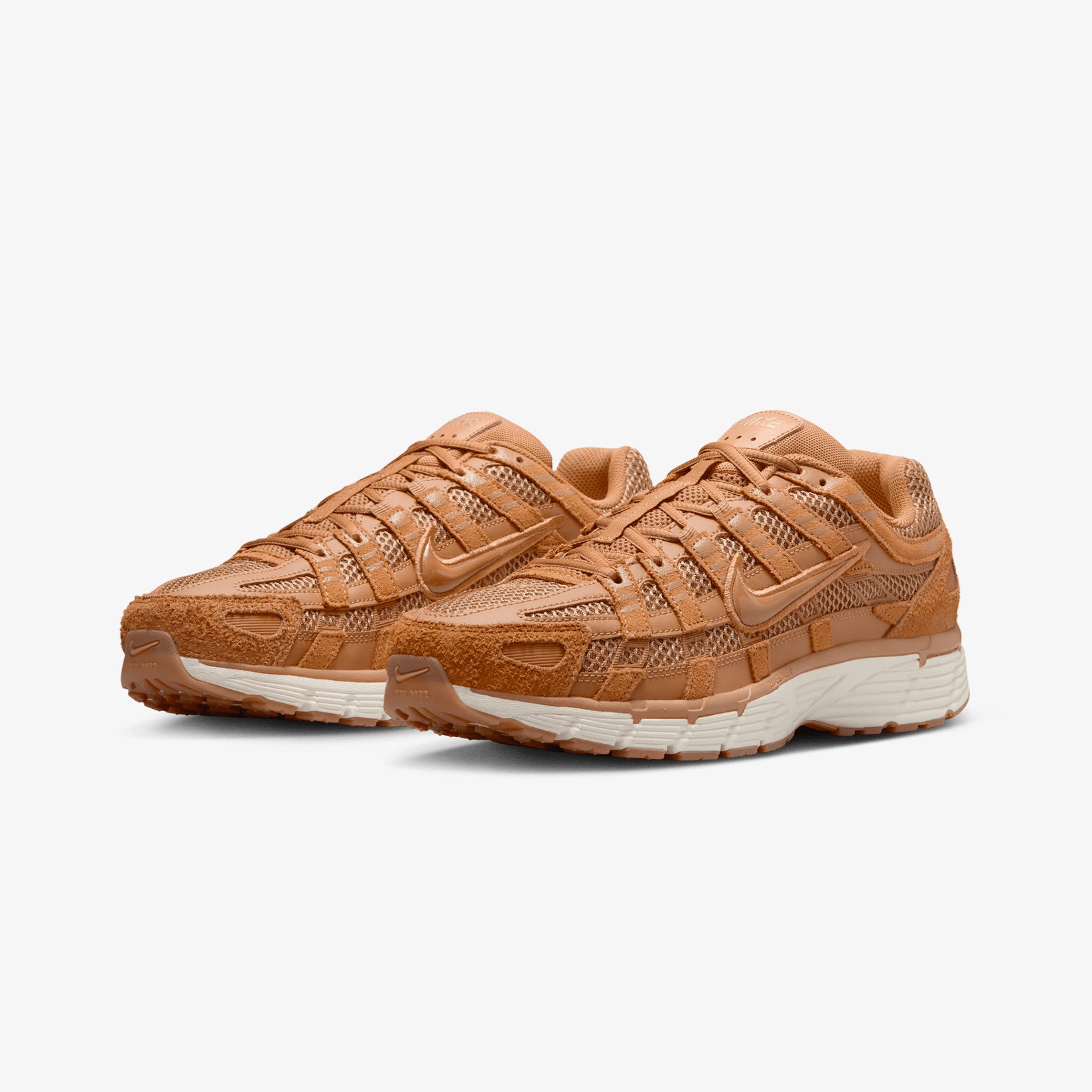 NIKE | P-6000 { FLAX/FLAX-METALLIC GOLD-SAIL – Superkicks
