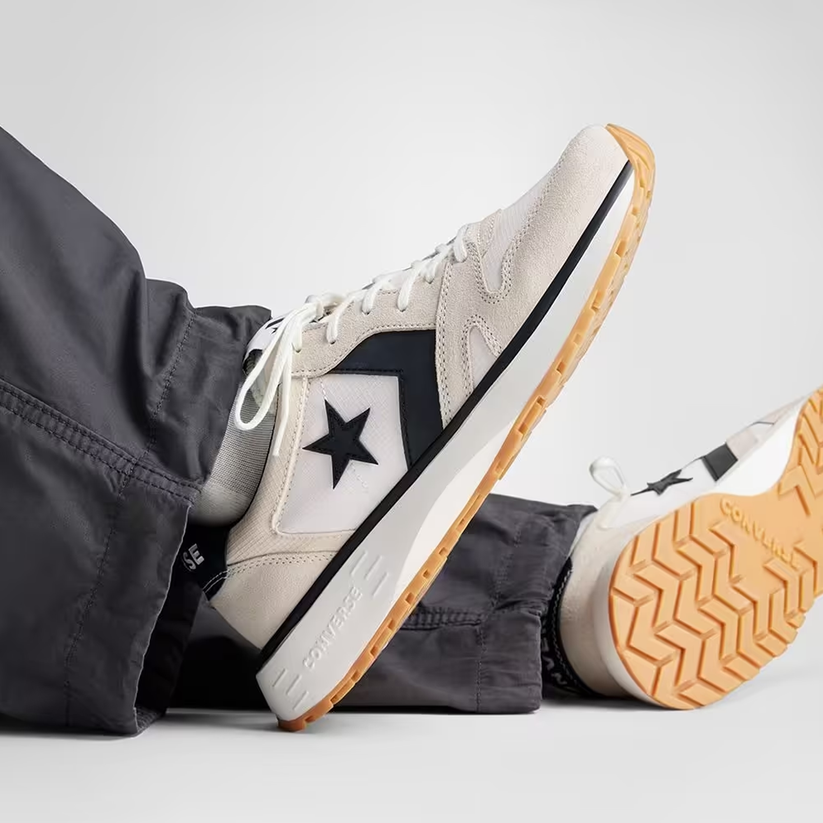 CONVERSE | OMNI TRAINER { BLACK/WHITE – Superkicks