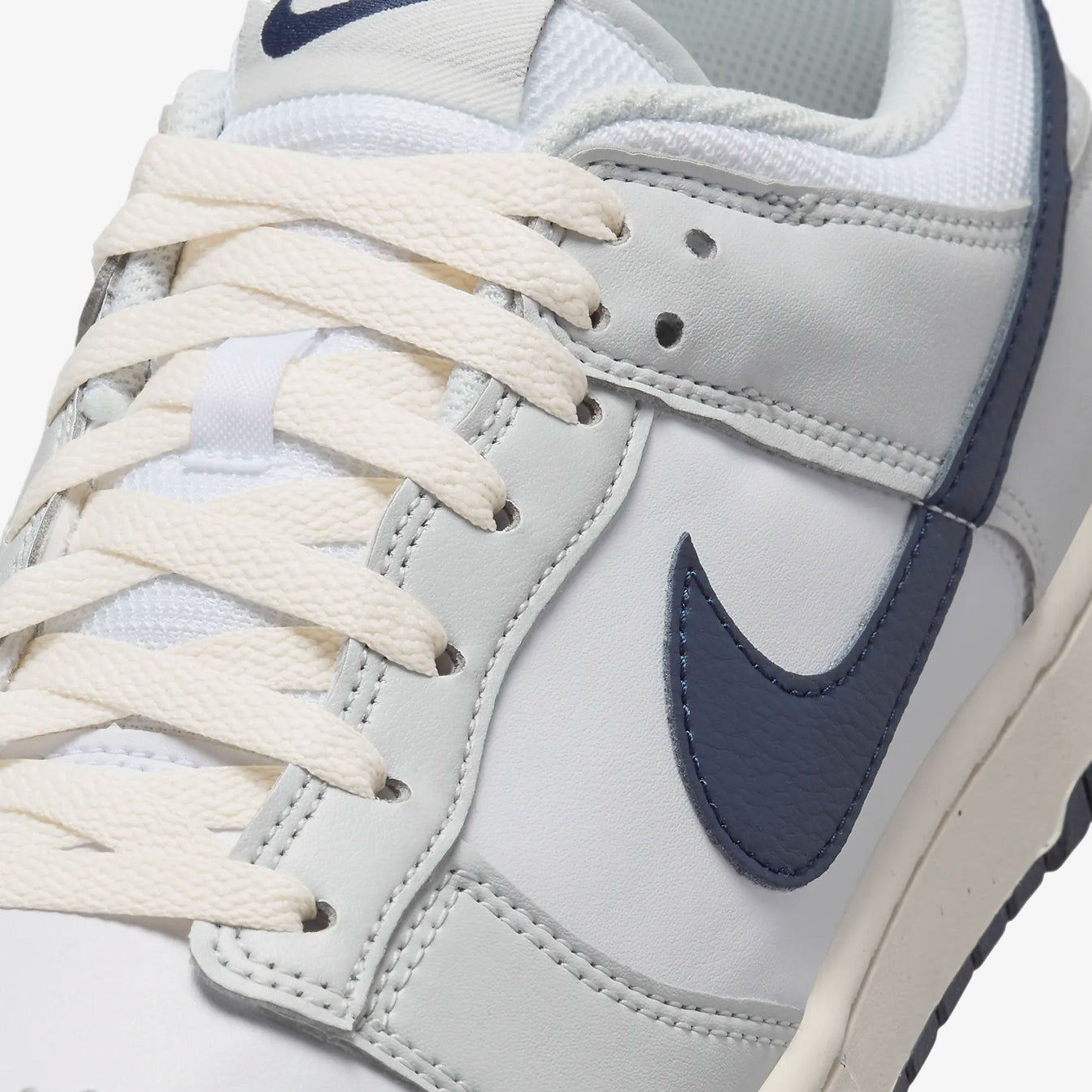 Nike | DUNK LOW { PHOTON DUST/OBSIDIAN-WHITE-PHANTOM – Superkicks