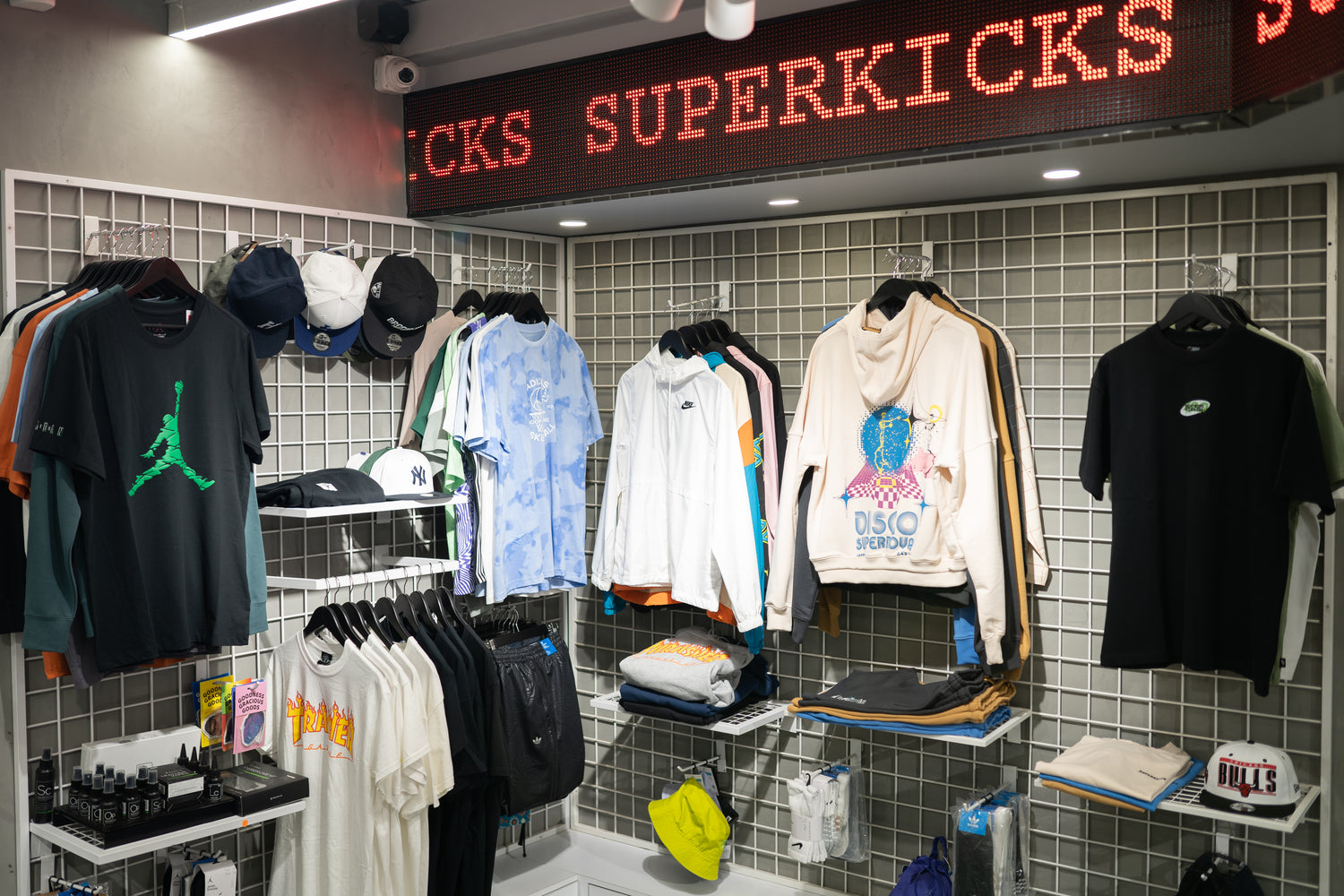 Superkicks Bangalore - #1 Sneakers Store for Nike, Jordan, Adidas ...