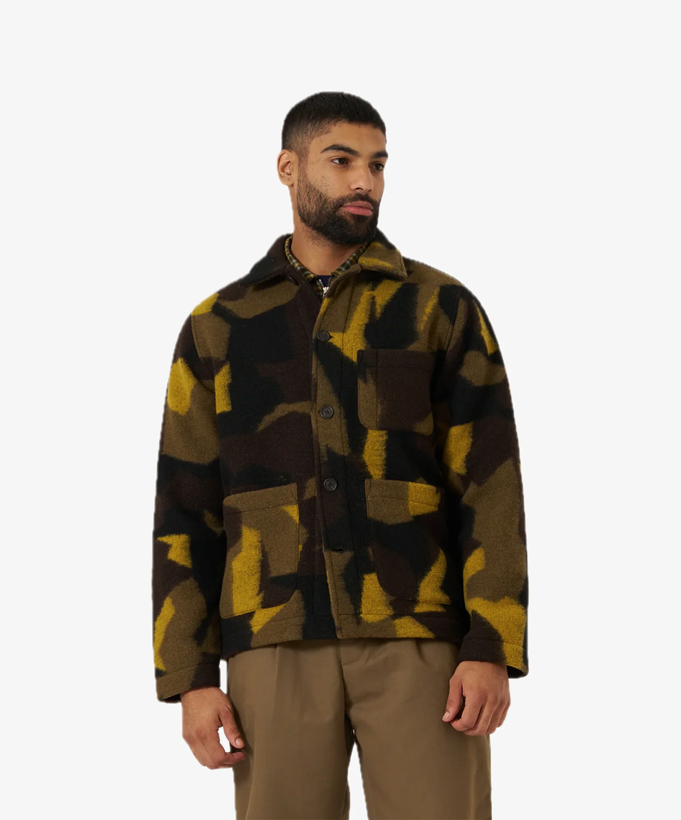 UNIVERSAL WORKS | SWEDE CAMO FLEECE FIELD JACKET { CAMO – Superkicks